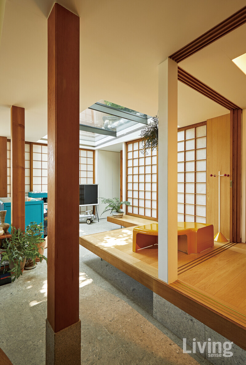 두 채를 품은 15평 한옥